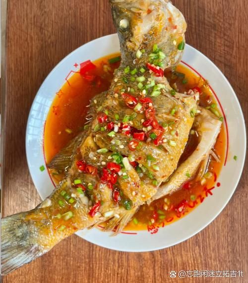 红烧鲈鱼怎么做_鲈鱼红烧需要焯水吗-第1张图片-山城妙识