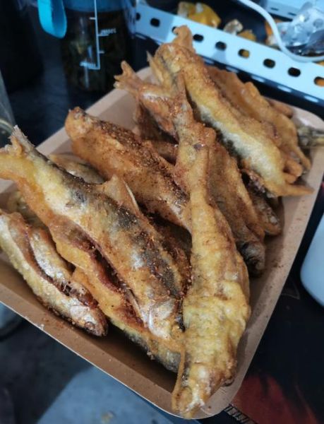 用面粉炸鱼怎么酥脆_面粉炸鱼的做法大全-第1张图片-山城妙识