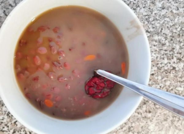电饭煲红豆粥怎么煮_红豆粥要泡多久-第2张图片-山城妙识