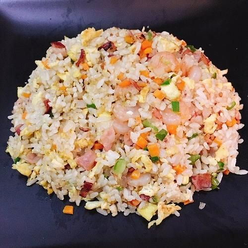 什锦虾仁炒饭怎么做_家常什锦虾仁炒饭做法-第3张图片-山城妙识