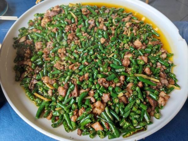 尖椒兔怎么做才正宗_正宗尖椒兔的秘制做法-第1张图片-山城妙识 尖椒兔怎么做才正宗_正宗尖椒兔的秘制做法-第1张图片-山城妙识