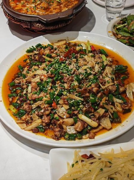 尖椒兔怎么做才正宗_正宗尖椒兔的秘制做法-第3张图片-山城妙识 尖椒兔怎么做才正宗_正宗尖椒兔的秘制做法-第3张图片-山城妙识