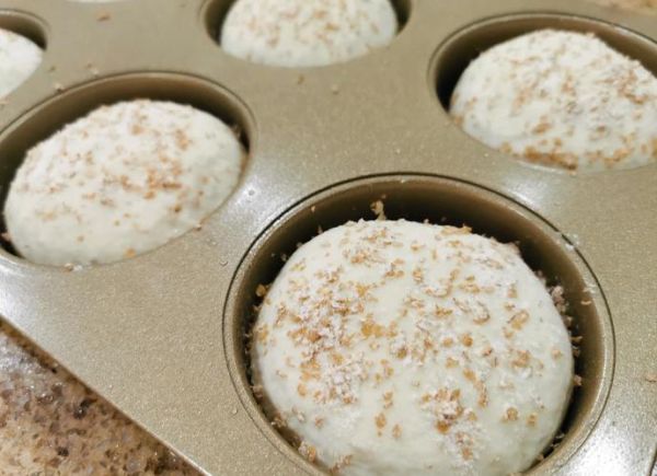 英式松饼怎么做_英式松饼配方比例-第2张图片-山城妙识