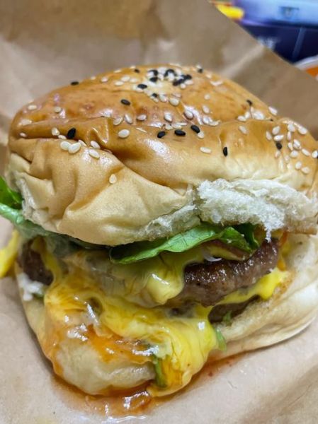 在家做汉堡包需要哪些材料_在家做汉堡包怎么做才好吃-第3张图片-山城妙识