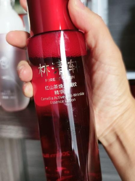 山茶油可以当眼霜吗_怎么用效果最好-第3张图片-山城妙识