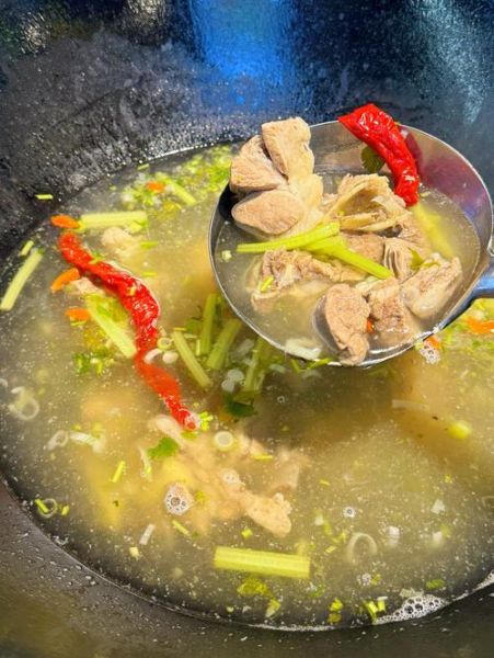 家常炖羊肉汤的做法_羊肉汤怎么炖不膻-第2张图片-山城妙识 家常炖羊肉汤的做法_羊肉汤怎么炖不膻-第2张图片-山城妙识