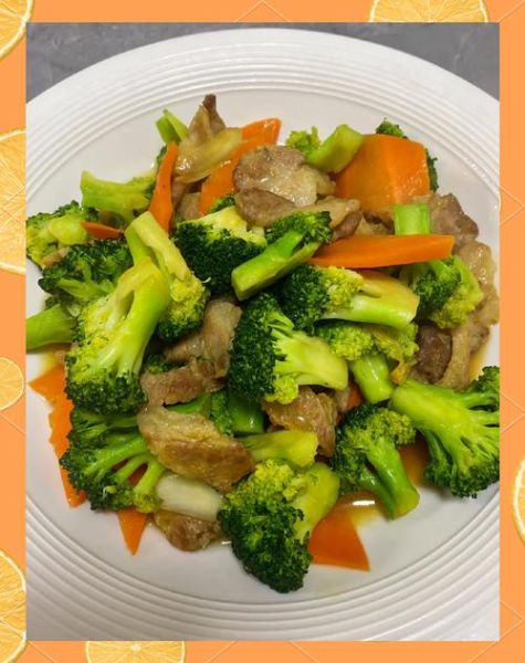 绿色西兰花怎么炒好吃_西兰花炒多久才脆嫩-第1张图片-山城妙识