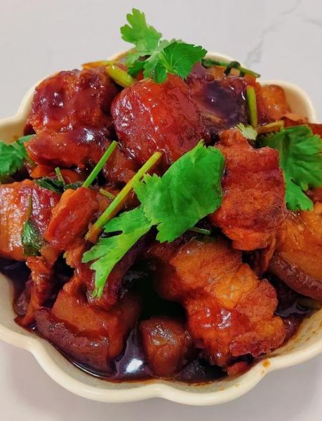 红烧肉烧土豆块怎么做_红烧肉烧土豆块先放什么-第2张图片-山城妙识