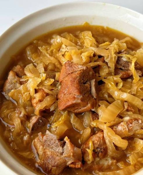 东北炖酸菜怎么做_酸菜炖多久才够味-第2张图片-山城妙识 东北炖酸菜怎么做_酸菜炖多久才够味-第2张图片-山城妙识