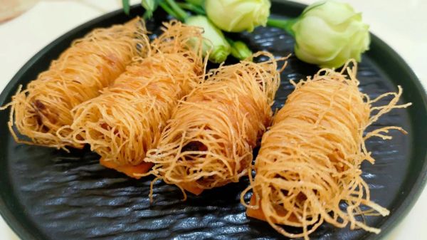 千丝万缕虾外面裹什么_千丝万缕虾裹粉配方-第1张图片-山城妙识