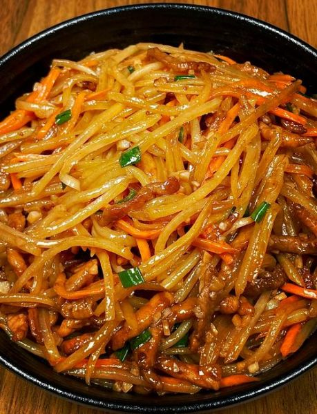 萝卜丝炒肉怎么炒好吃_萝卜丝炒肉做法大全-第2张图片-山城妙识