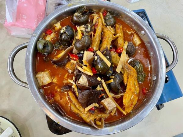 田螺鸭脚煲怎么做_正宗广西风味秘诀-第2张图片-山城妙识