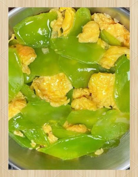 莴笋炒鸡蛋怎么炒才脆嫩_莴笋炒鸡蛋要不要焯水-第1张图片-山城妙识 莴笋炒鸡蛋怎么炒才脆嫩_莴笋炒鸡蛋要不要焯水-第1张图片-山城妙识