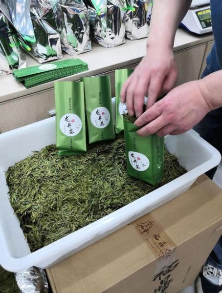龙井茶的特点是什么_如何辨别正宗龙井茶-第3张图片-山城妙识 龙井茶的特点是什么_如何辨别正宗龙井茶-第3张图片-山城妙识