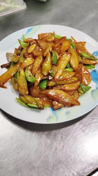 地三鲜怎么做才好吃_地三鲜正宗做法-第2张图片-山城妙识 地三鲜怎么做才好吃_地三鲜正宗做法-第2张图片-山城妙识