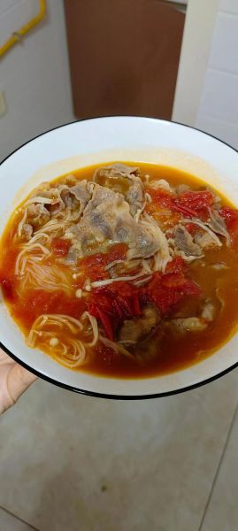 酸汤肥牛金针菇怎么做_酸汤肥牛金针菇做法视频-第3张图片-山城妙识