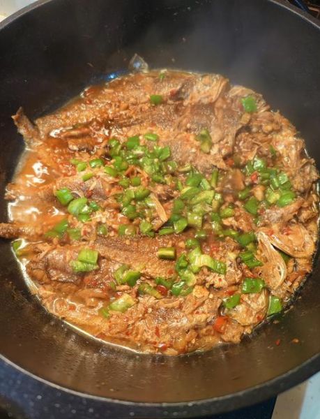 红烧小黄鱼怎么做_王刚版详细步骤-第1张图片-山城妙识