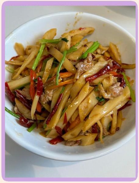 香酥炸藕条怎么做_藕条炸多久才酥脆-第1张图片-山城妙识 香酥炸藕条怎么做_藕条炸多久才酥脆-第1张图片-山城妙识