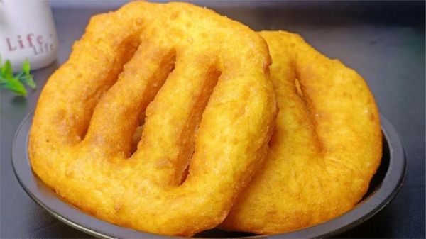 家常炸油饼怎么做又软又好吃_为什么油饼总是硬邦邦-第3张图片-山城妙识 家常炸油饼怎么做又软又好吃_为什么油饼总是硬邦邦-第3张图片-山城妙识