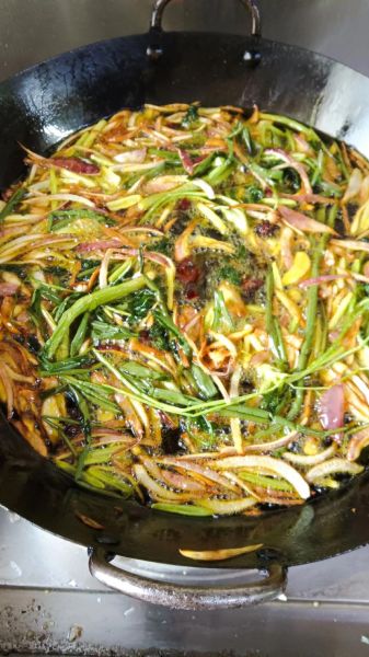 四川花椒油怎么做_正宗花椒油配方-第2张图片-山城妙识 四川花椒油怎么做_正宗花椒油配方-第2张图片-山城妙识