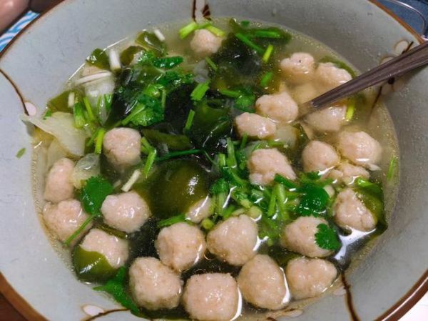 虾丸的做法_虾丸用什么配料最鲜-第3张图片-山城妙识 虾丸的做法_虾丸用什么配料最鲜-第3张图片-山城妙识