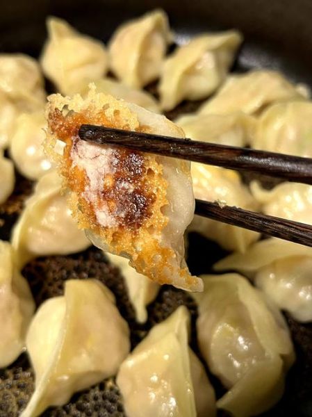 煎饺怎么煎_煎饺不破皮的小窍门-第3张图片-山城妙识 煎饺怎么煎_煎饺不破皮的小窍门-第3张图片-山城妙识