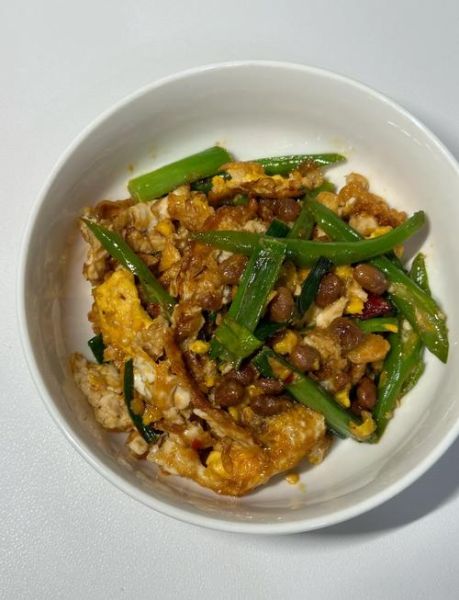 腊八豆炒鸡蛋怎么做_腊八豆炒鸡蛋的家常做法-第1张图片-山城妙识