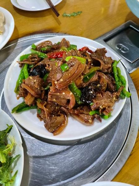 驴肉和什么一起炒好吃_驴肉炒什么配菜最香-第1张图片-山城妙识