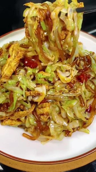 大头菜炒粉怎么做好吃_大头菜炒粉的家常做法-第1张图片-山城妙识