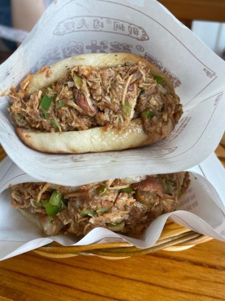 肉夹馍是哪里的_肉夹馍怎么做才正宗-第1张图片-山城妙识 肉夹馍是哪里的_肉夹馍怎么做才正宗-第1张图片-山城妙识