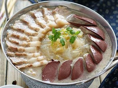 东北杀猪菜怎么做_东北杀猪菜视频全过程-第1张图片-山城妙识