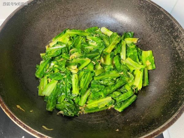 饭店里的青菜怎么炒才脆_青菜焯水几分钟才绿-第1张图片-山城妙识 饭店里的青菜怎么炒才脆_青菜焯水几分钟才绿-第1张图片-山城妙识