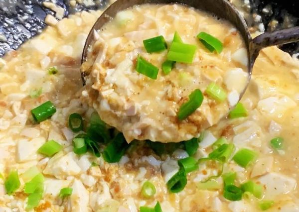 鸭蛋蟹黄豆腐怎么做_鸭蛋蟹黄豆腐的家常做法-第1张图片-山城妙识 鸭蛋蟹黄豆腐怎么做_鸭蛋蟹黄豆腐的家常做法-第1张图片-山城妙识