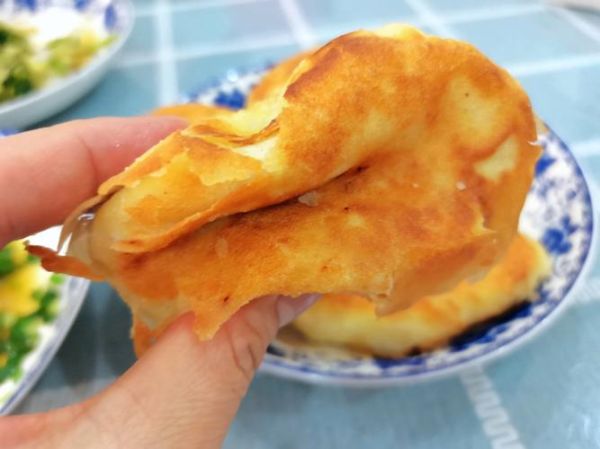 馅饼皮怎么和面才酥脆_馅饼皮用什么面粉最好-第3张图片-山城妙识