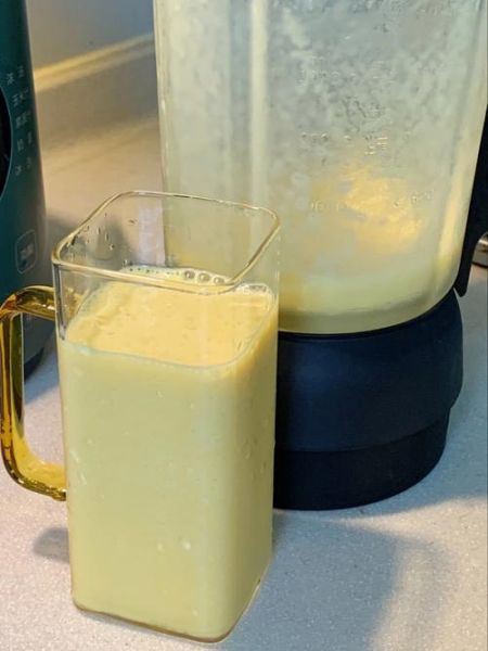 牛奶芒果汁怎么做_芒果牛奶比例是多少-第2张图片-山城妙识