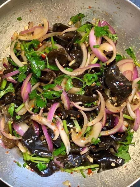 凉拌洋葱怎么做不辣_凉拌洋葱的做法大全家常菜-第1张图片-山城妙识