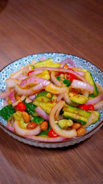 凉拌洋葱怎么做不辣_凉拌洋葱的做法大全家常菜-第2张图片-山城妙识