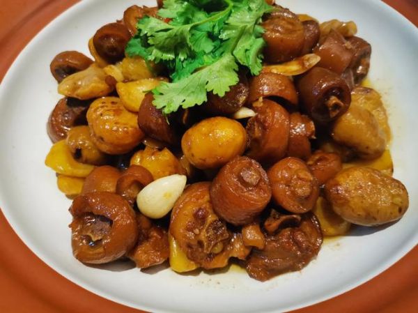 烧猪尾巴家常做法大全_猪尾巴怎么烧才软糯入味-第2张图片-山城妙识 烧猪尾巴家常做法大全_猪尾巴怎么烧才软糯入味-第2张图片-山城妙识