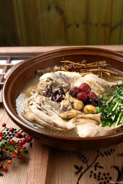云南汽锅鸡怎么做_云南汽锅鸡正宗做法-第1张图片-山城妙识 云南汽锅鸡怎么做_云南汽锅鸡正宗做法-第1张图片-山城妙识
