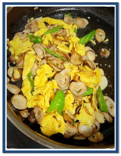 鲜草菇怎么做好吃_草菇炒什么最香-第3张图片-山城妙识