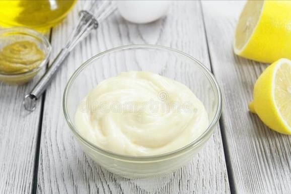 蛋黄沙拉酱怎么吃_蛋黄沙拉酱吃法大全-第2张图片-山城妙识