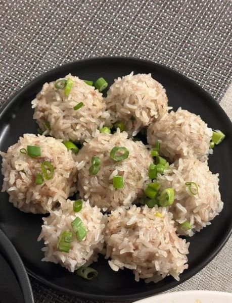 珍珠圆子怎么蒸不粘锅_珍珠圆子糯米泡多久-第2张图片-山城妙识