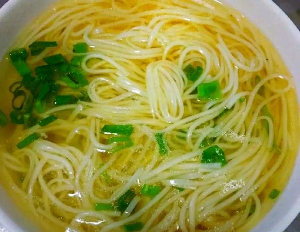 清汤挂面是什么意思_清汤挂面做法-第1张图片-山城妙识 清汤挂面是什么意思_清汤挂面做法-第1张图片-山城妙识