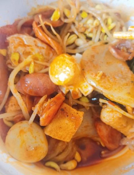 干炒麻辣烫怎么做_干炒麻辣烫和汤麻辣烫区别-第1张图片-山城妙识