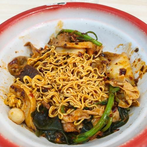 干炒麻辣烫怎么做_干炒麻辣烫和汤麻辣烫区别-第3张图片-山城妙识