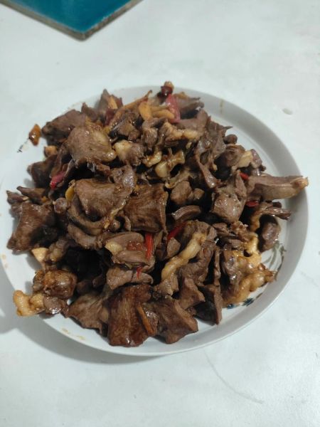 猪心怎么炒好吃又不腥_猪心去腥技巧-第1张图片-山城妙识