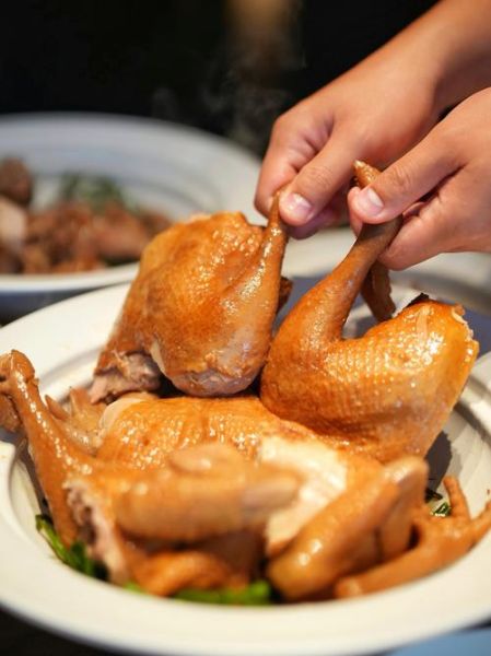 烧鸡图片大全整只全鸡_烧鸡整只怎么做好吃-第2张图片-山城妙识