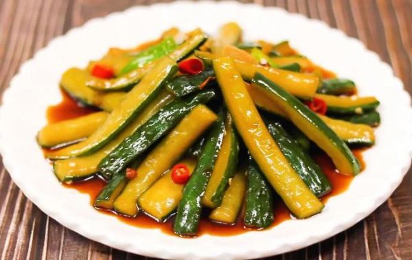 腌黄瓜条怎么做才脆_腌黄瓜条需要焯水吗-第3张图片-山城妙识 腌黄瓜条怎么做才脆_腌黄瓜条需要焯水吗-第3张图片-山城妙识