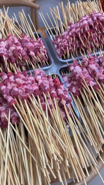 羊肉串挂糊配方怎么做_羊肉串挂糊用什么粉-第1张图片-山城妙识