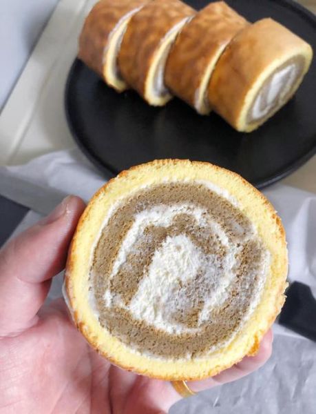 虎皮蛋糕怎么做_虎皮蛋糕卷为什么开裂-第1张图片-山城妙识 虎皮蛋糕怎么做_虎皮蛋糕卷为什么开裂-第1张图片-山城妙识